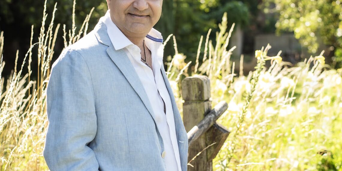 HOW TO WRITE A PAGE-TURNER | Pravasi Indians Magazine